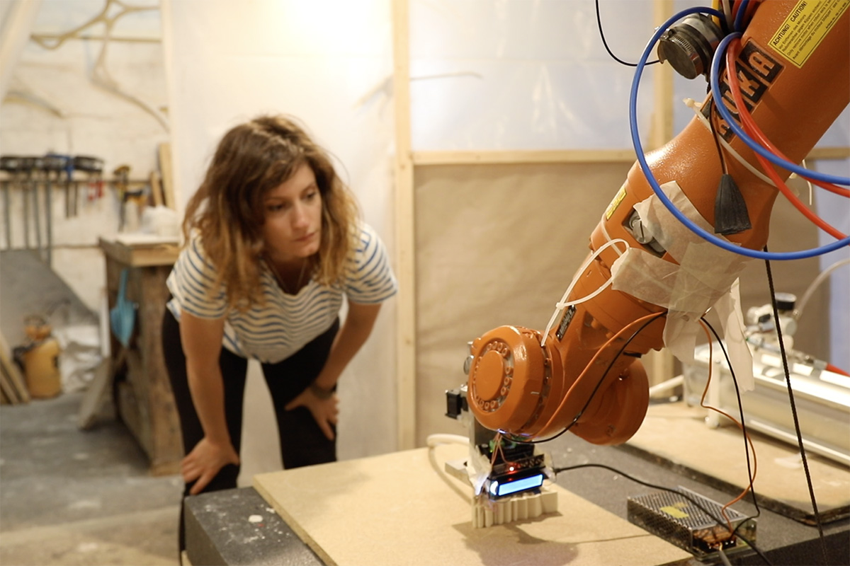 Portrait de diplômé·es / Justine Emard, par Manon Pretto – ESACM